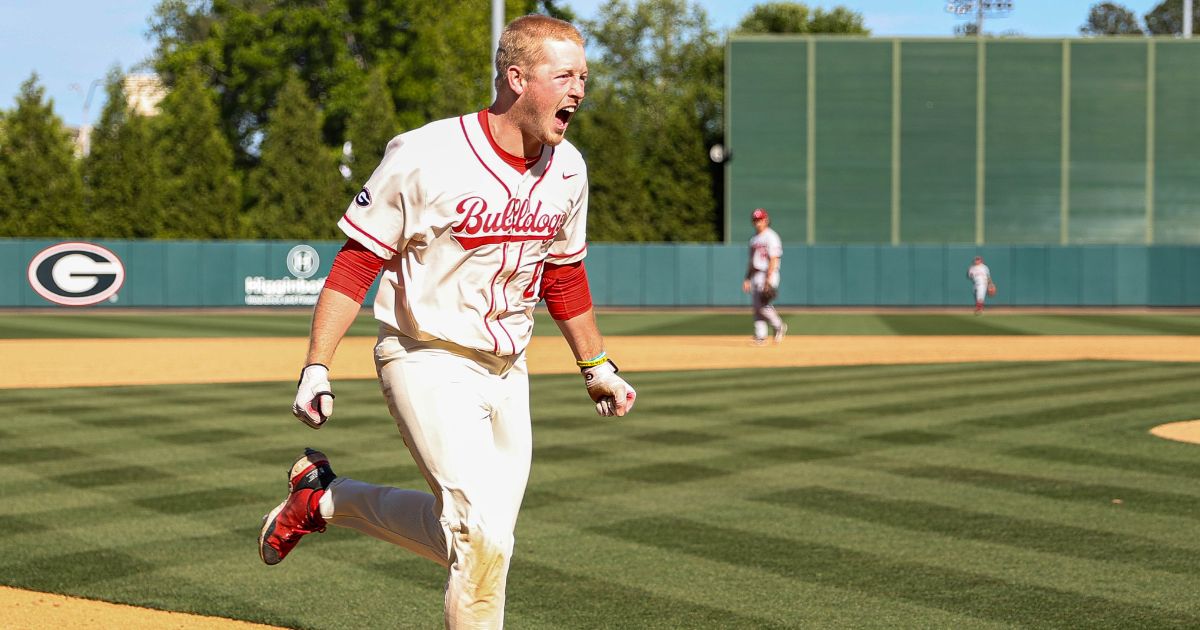 Georgia downs Arkansas for sweep on back of Bulldog bats