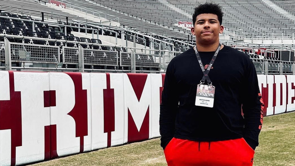 Alabama making run at Peach State lineman - On3