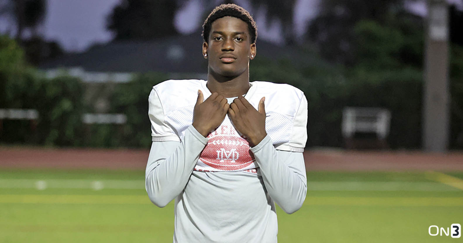 Texas makes cut for elite 2025 wide receiver Marcus Harris - On3