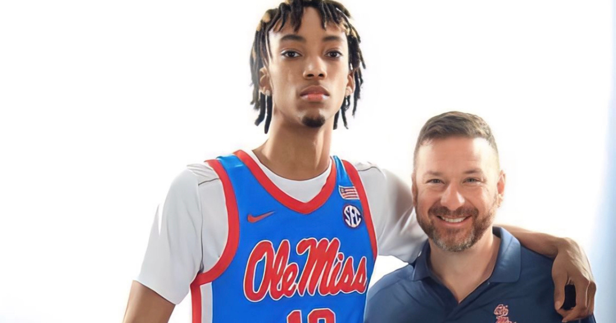 3-star center Cameron Barnes commits to Ole Miss, Chris Beard - On3