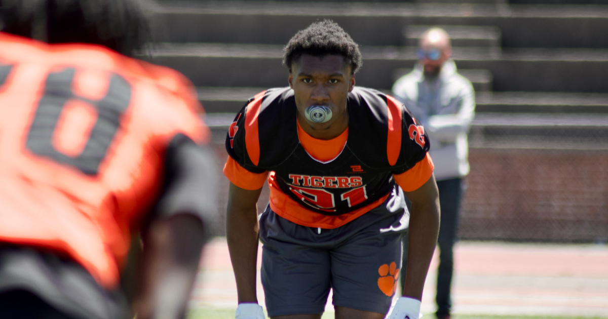 Michigan Recruiting: On300 CB sets official visit to U-M