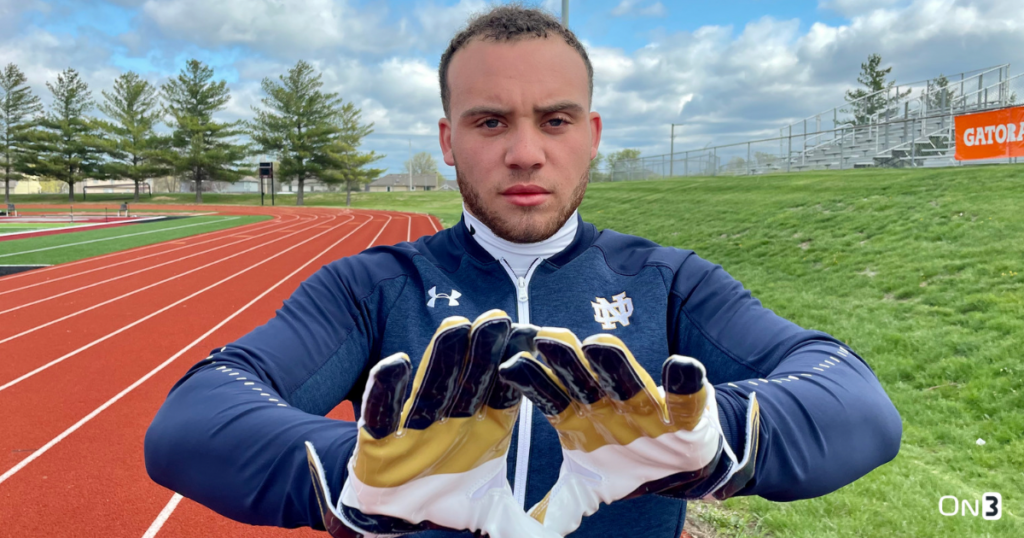 Notre Dame football signs 2024 RB Aneyas Williams