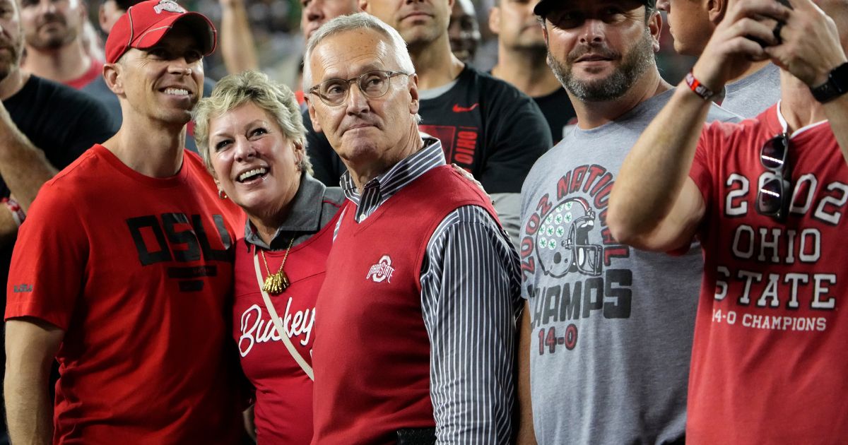 Ohio State: Jim Tressel throws first pitch at Guardians game