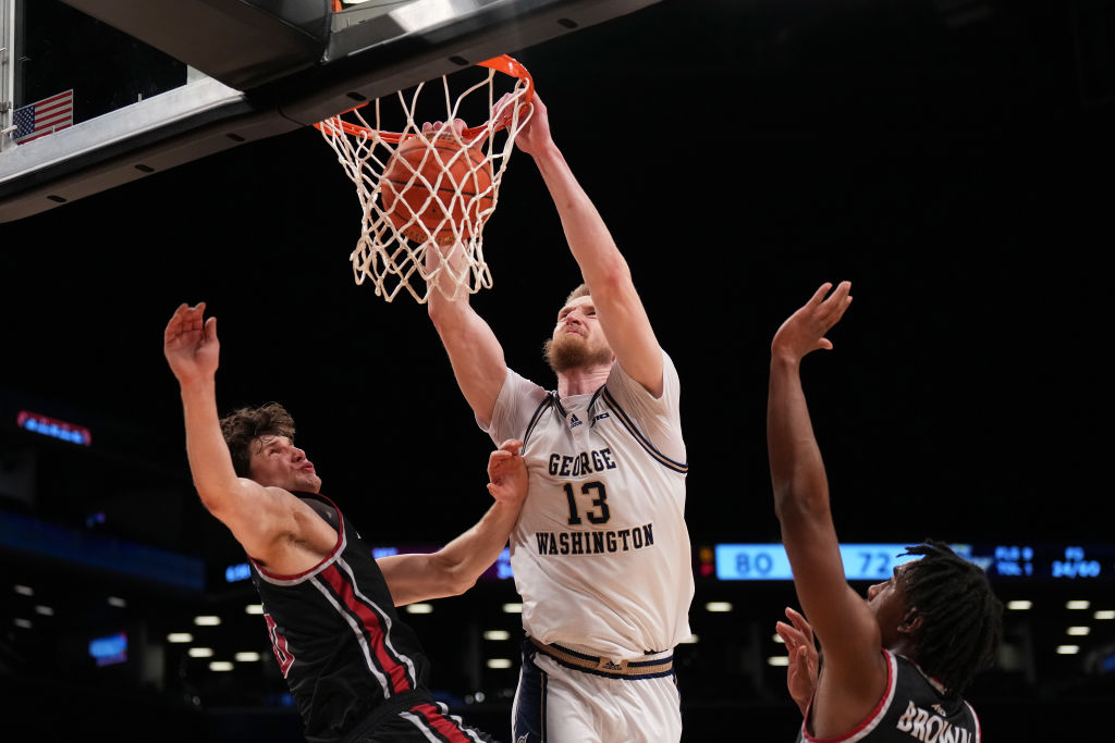 LSU basketball lands another Transfer Portal player in Hunter Dean