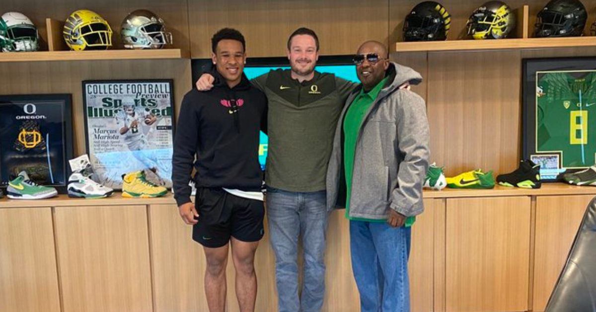 Oregon OLB Jaxson Jones Intends to Enter NCAA Transfer Portal