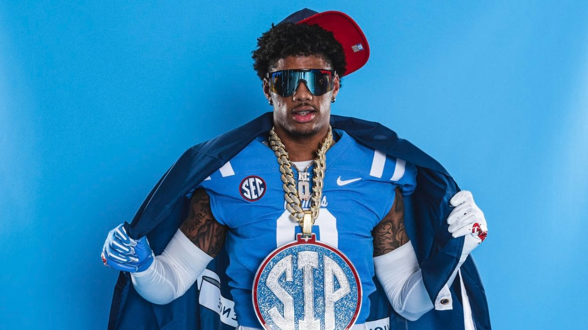 What's the holdup with Keon Coleman? And Chris Beard stays hot.