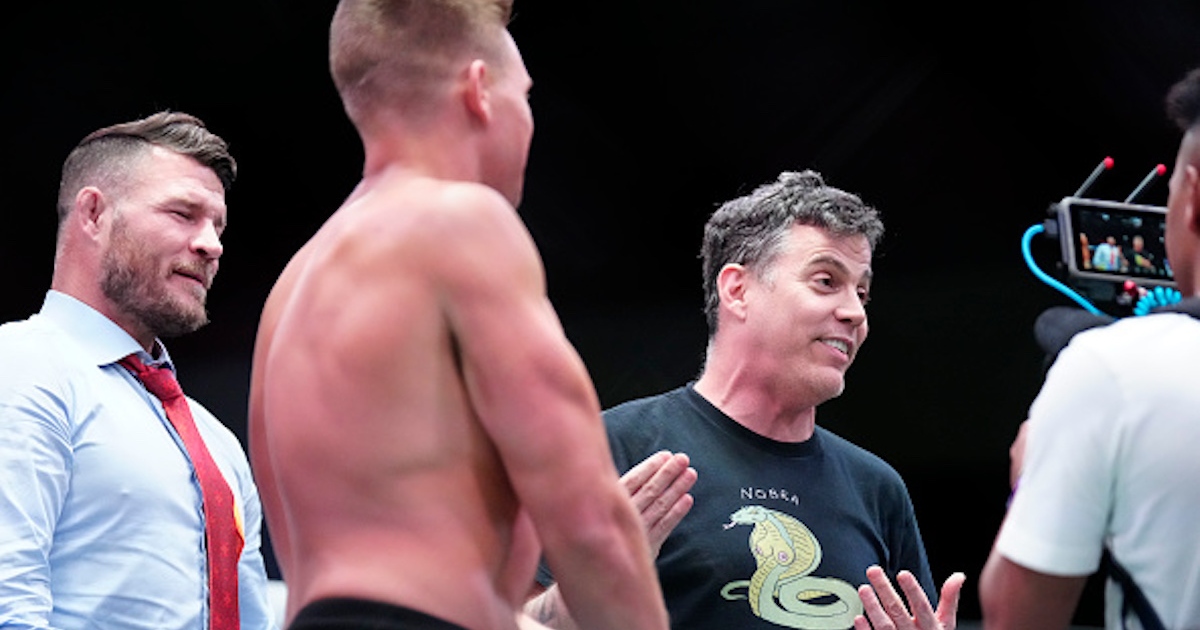Former UFC star Michael Bisping chokes Steve-O unconscious in octagon - On3