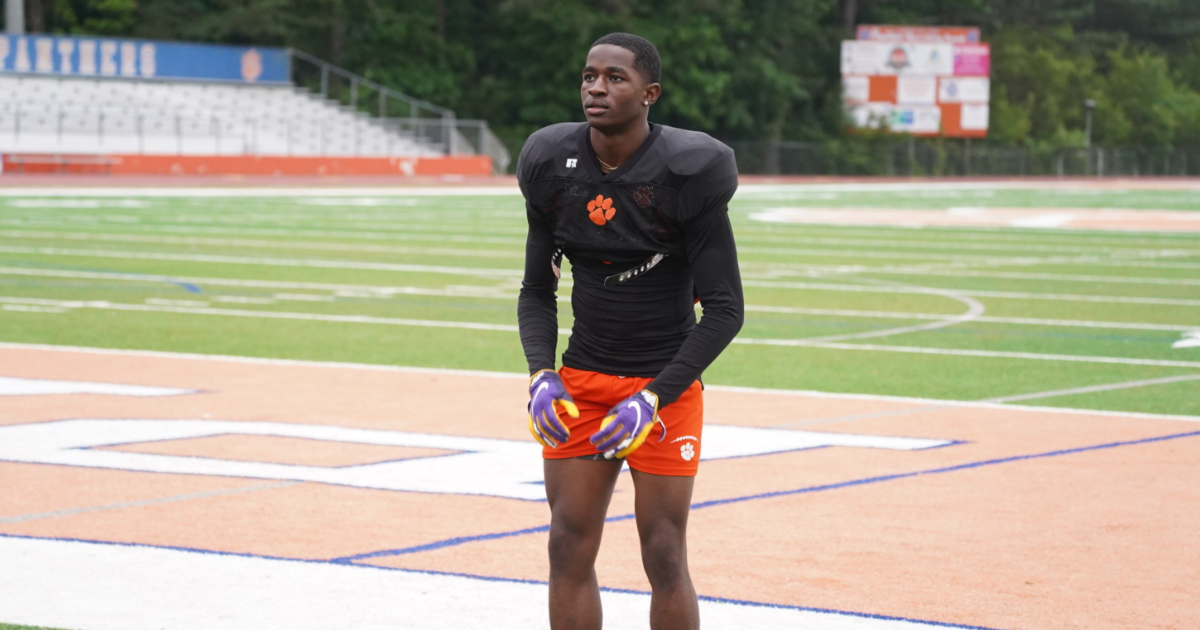 5-star WR Mike Matthews updates Alabama's pursuit of him - On3