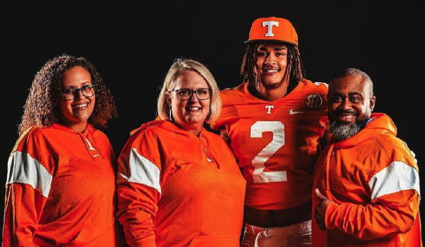 Tennessee commit Peyton Lewis prepping for his future in orange