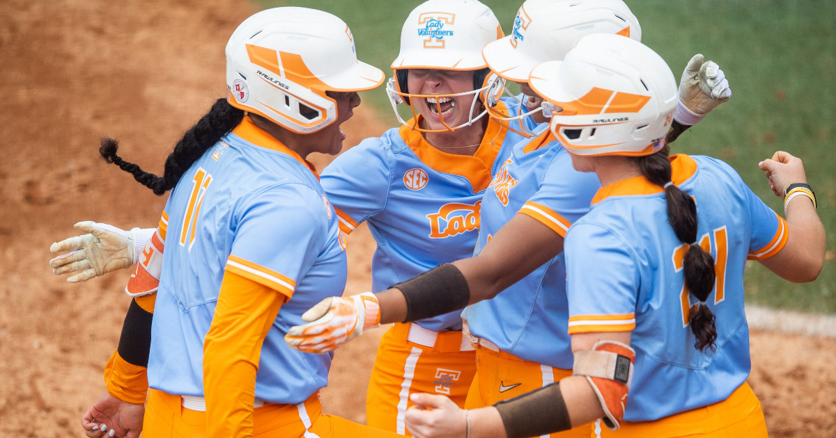 Tennessee surprises Karen Weekly with Powerade bath after Women's ...