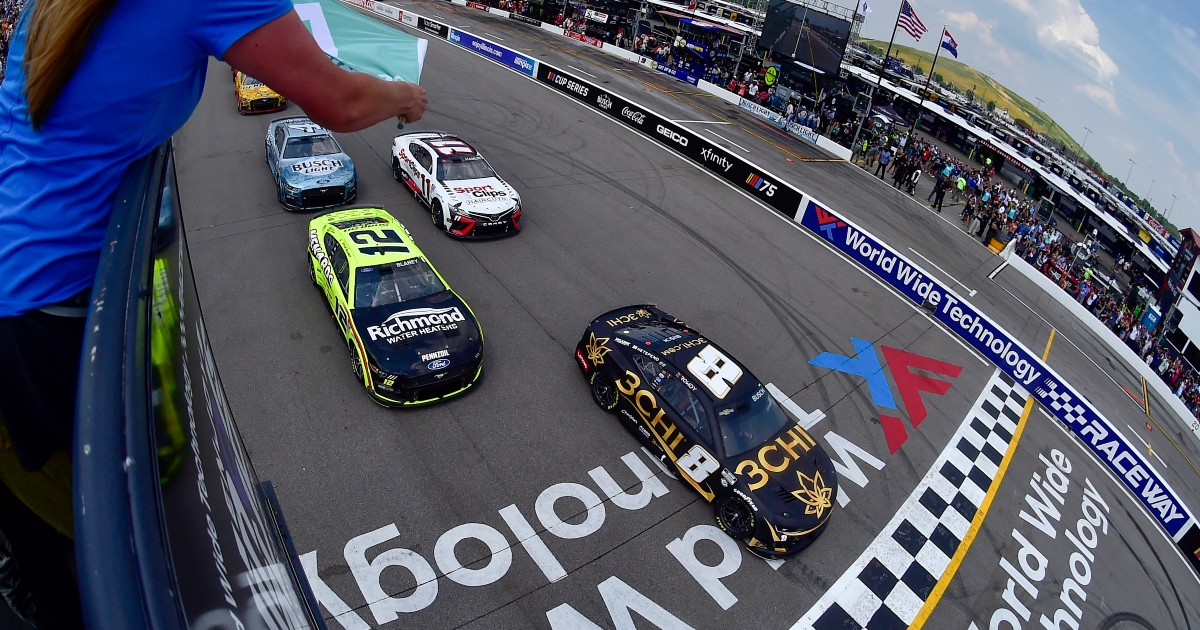 Enjoy Illinois 300 briefly delayed at start of race to sweep off fireworks