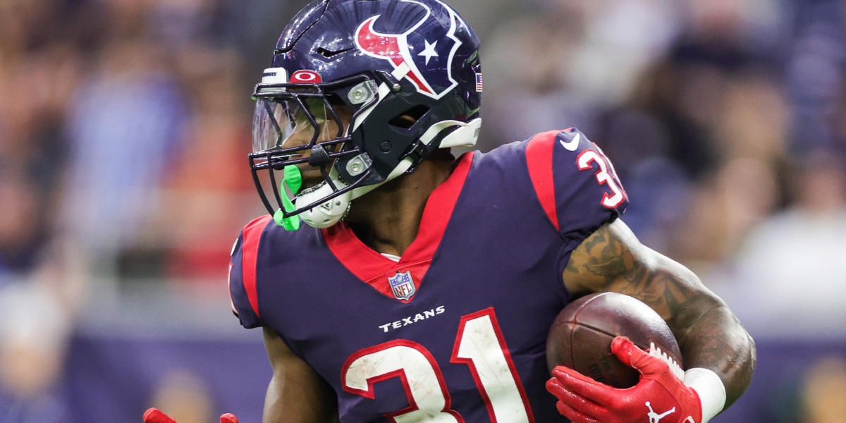 Dameon Pierce studying Christian McCaffery, hopes to add receptions