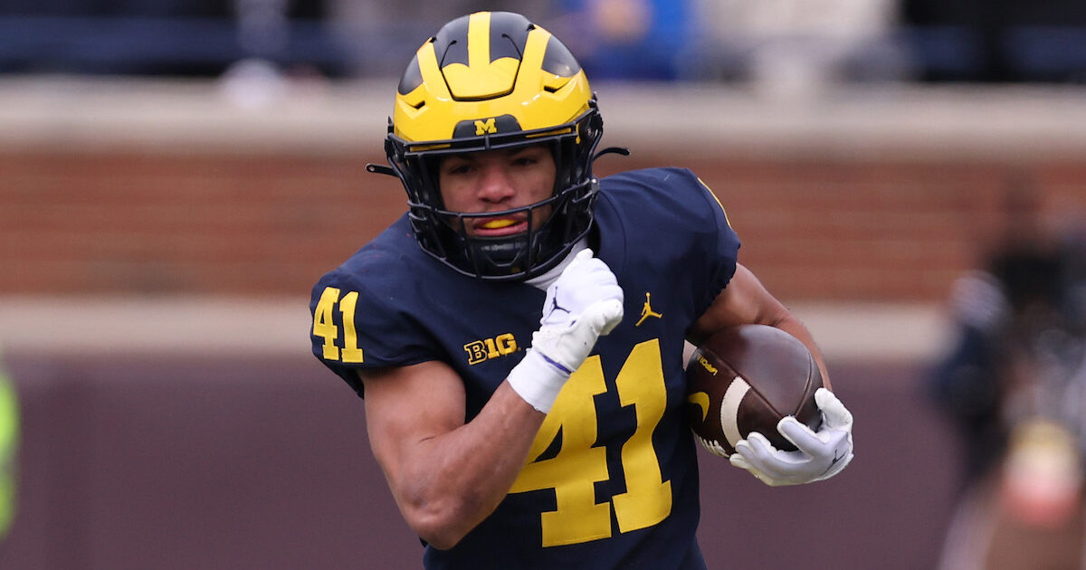 Newsstand: Michigan RB undergoes career-ending knee surgery