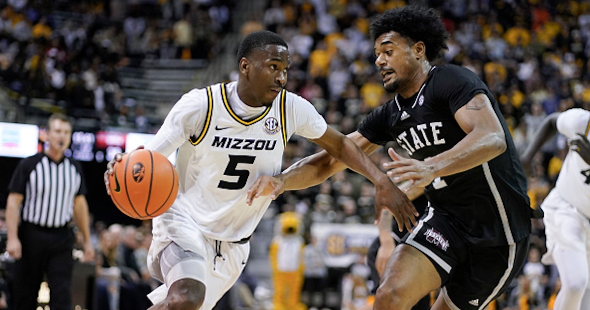 D'Moi Hodge signs two-way contract with Los Angeles Lakers - On3