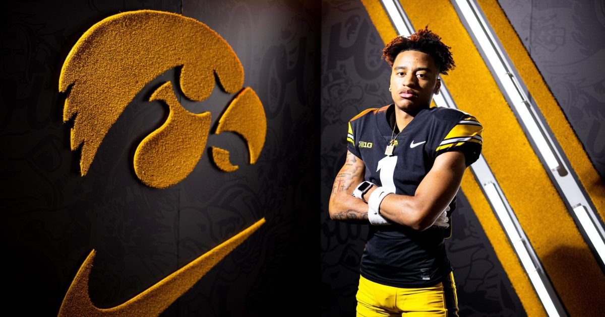 Jaylen Watson feels at home on Iowa visit