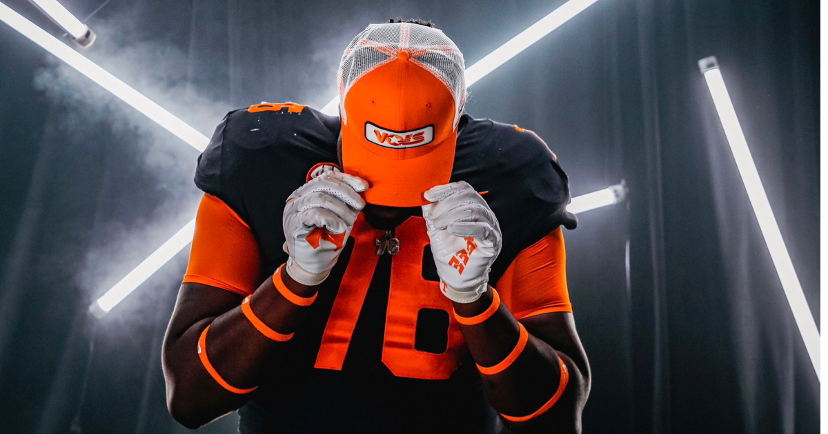 Lonestar lineman Bennett Warren details decision to play on Rocky Top - On3