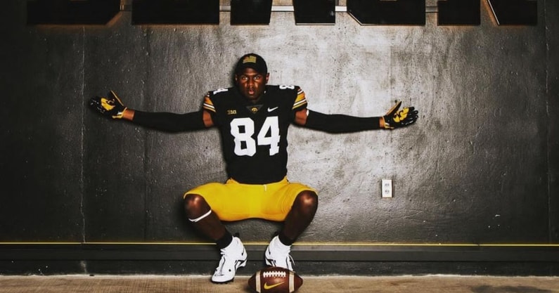 Joseph Anderson commits to the Iowa Hawkeyes