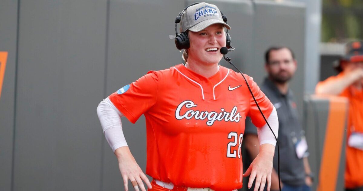 Could OU softball be the destination for Kelly Maxwell?