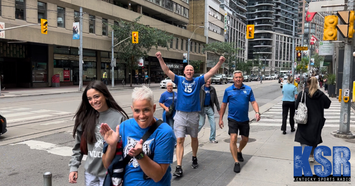 Jeff Sheppard rocks No. 15 again (and other pregame sights from Toronto ...