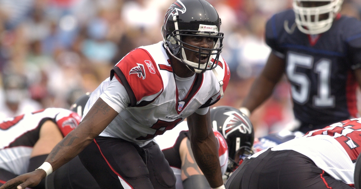 Justin Fields declares himself one of top 5 running QB's in NFL history