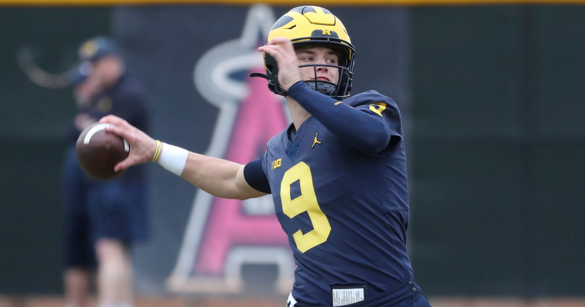 Michigan Football Five Standouts On Offense In Fall Camp
