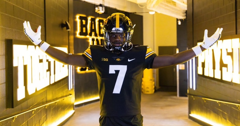 Inside the rankings on the Iowa Hawkeyes' 2024 recruiting class