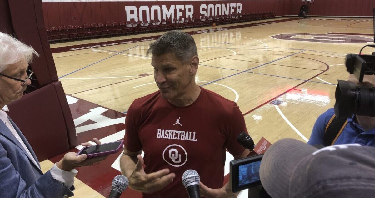 Porter Moser focused on 'retention' at OU