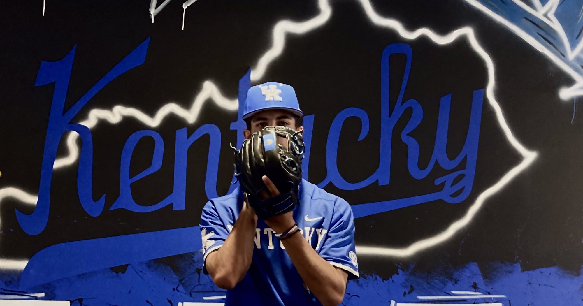 Kentucky baseball lands '24 standout RHP Tristan Hunter - On3 Kentucky baseball lands '24 standout RHP Tristan Hunter - On3