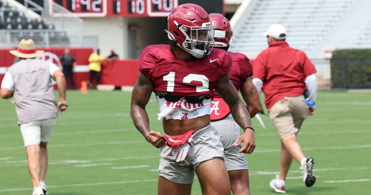 Alabama DB Malachi Moore having fun playing multiple positions