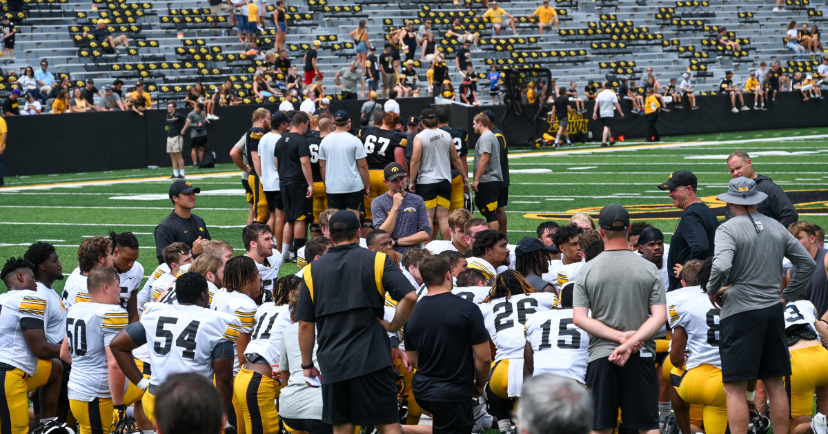 Live Updates from Iowa Football Kids Day Practice
