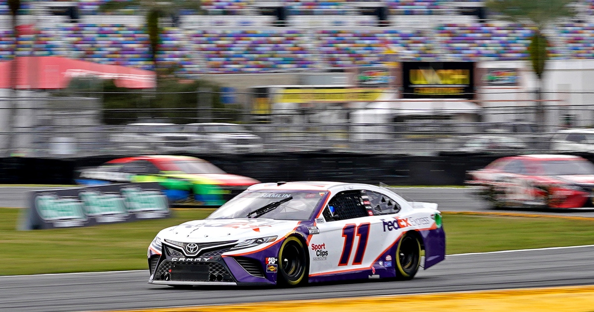 Denny Hamlin predicts regular-season finale at Daytona will be a 'crash ...