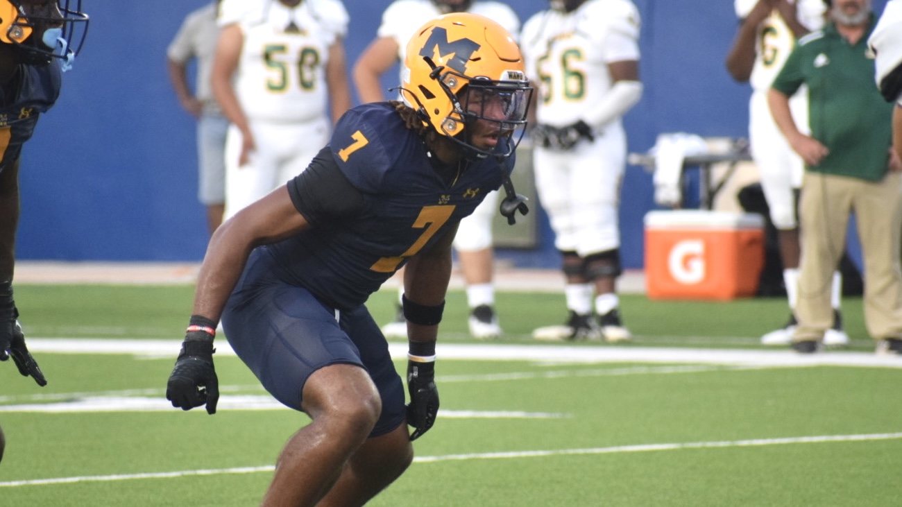 2025 LB Riley Pettijohn talks relationship with Brian Odom