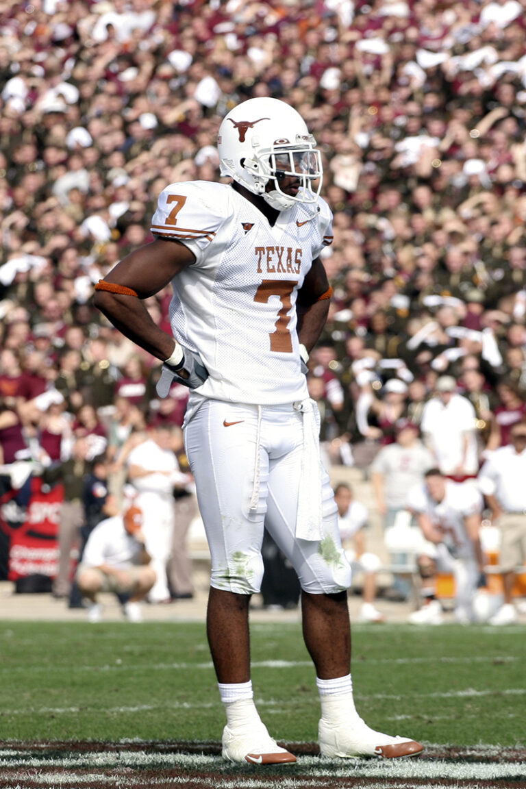 Seven days until Texas Football: Keilan Robinson and his many roles; B ...