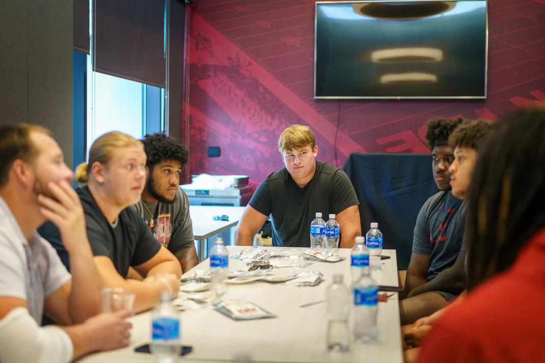 New Roll Tide Natural Jerky NIL product to benefit Alabama offensive ...