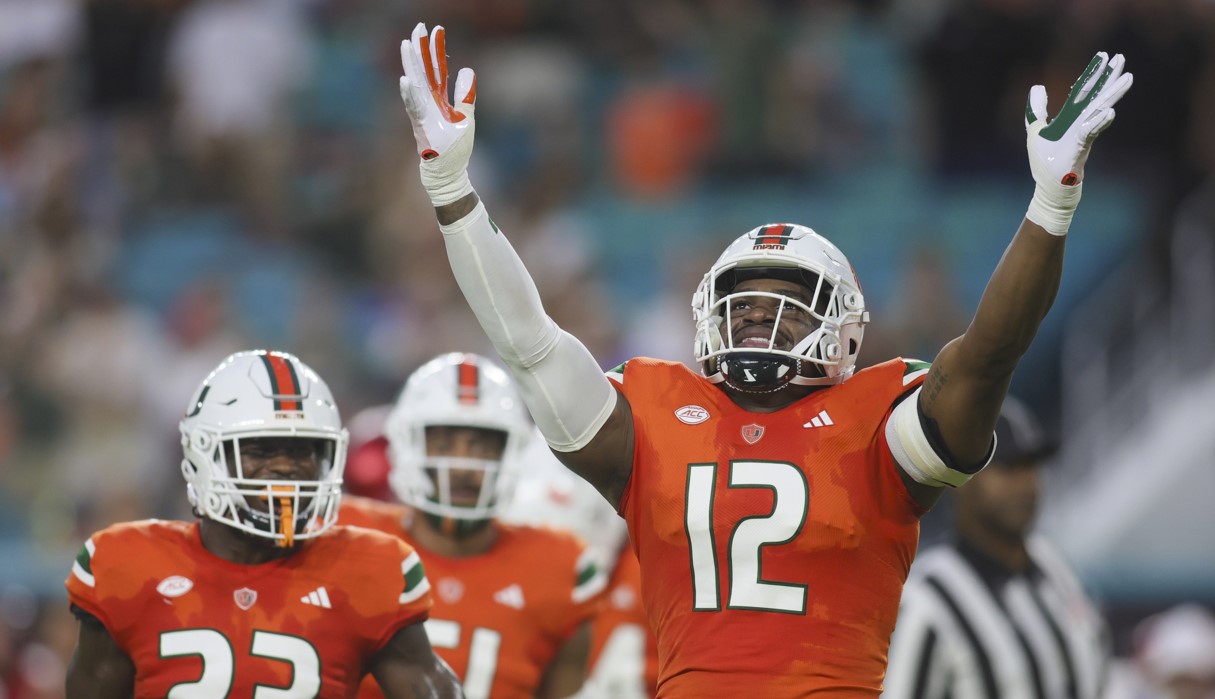 Miami defensive line transfer Jahfari Harvey commits to SMU - On3