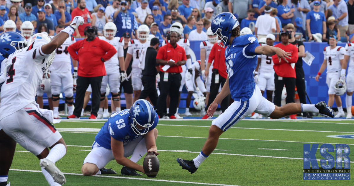 Kentucky's kicking game receiving a needed boost from transfer Alex Raynor