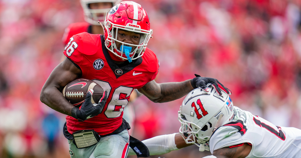 Dillon Bell '100% adopted' into Georgia running back room