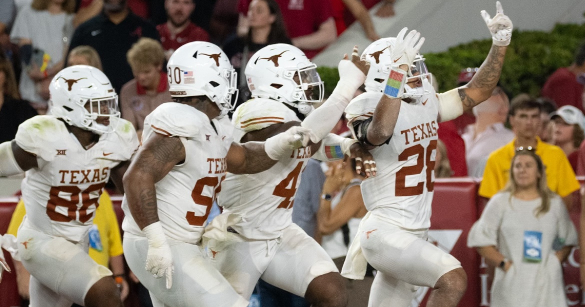 Finished: No. 11 Longhorns dominate final 15 minutes to take down No. 3 ...