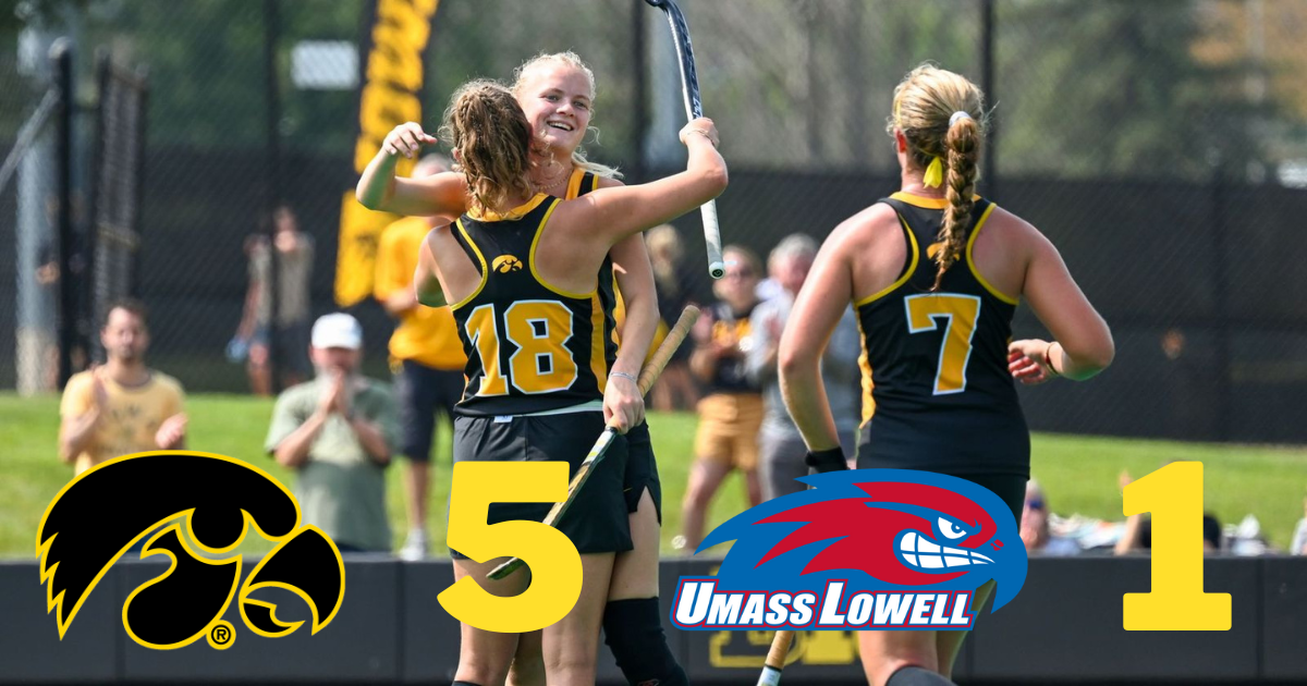 #1 Iowa Field Hockey stays unbeaten, defeats UMass Lowell
