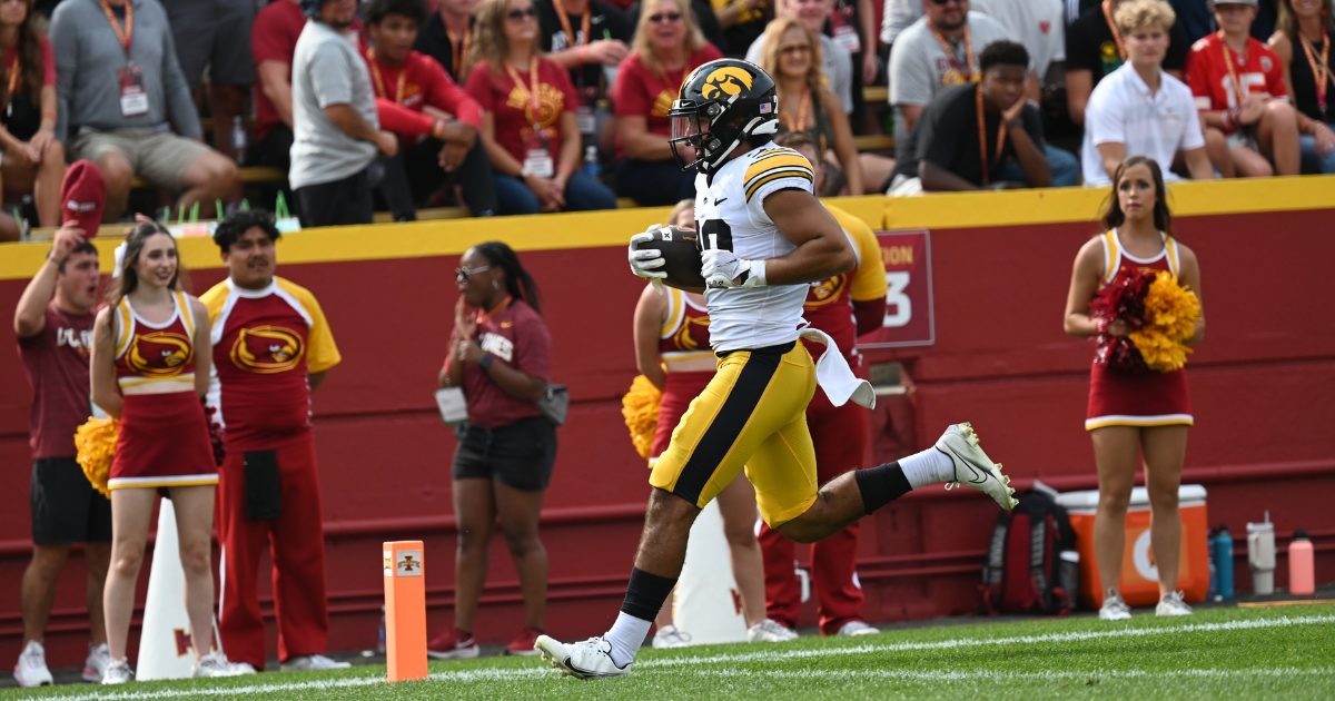 Sebastian Castro named Big Ten Defensive Player of the Week