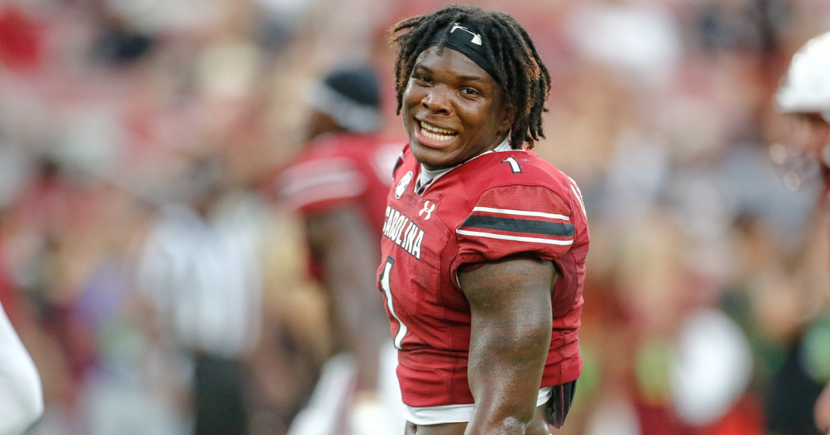 Cornerback DQ Smith ejected for targeting vs. Texas A&M