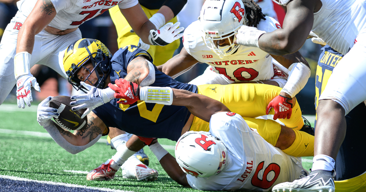 Michigan football: Wolverines win in 'smash mouth' fashion