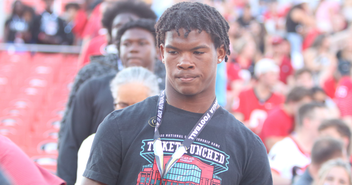 LOOK: Recruits make their way into Georgia game