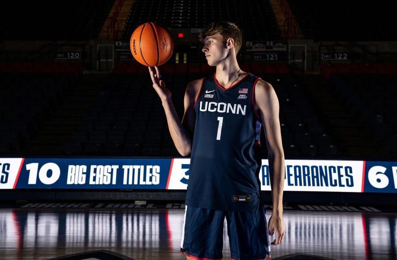 No. 1 overall prospect Cooper Flagg takes official visit to UConn