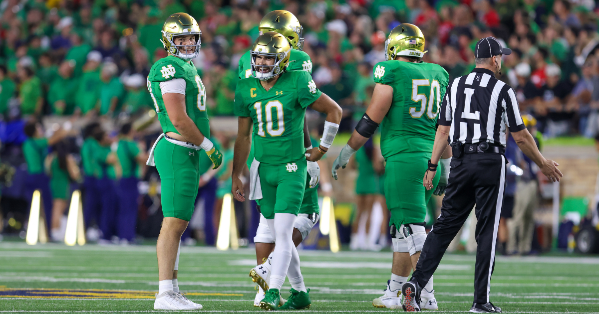 Newsstand: Sam Hartman holds this Notre Dame QB record