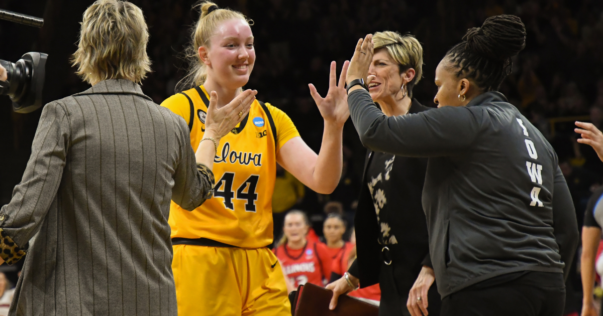 Hawkeye Report Podcast with Addi O'Grady