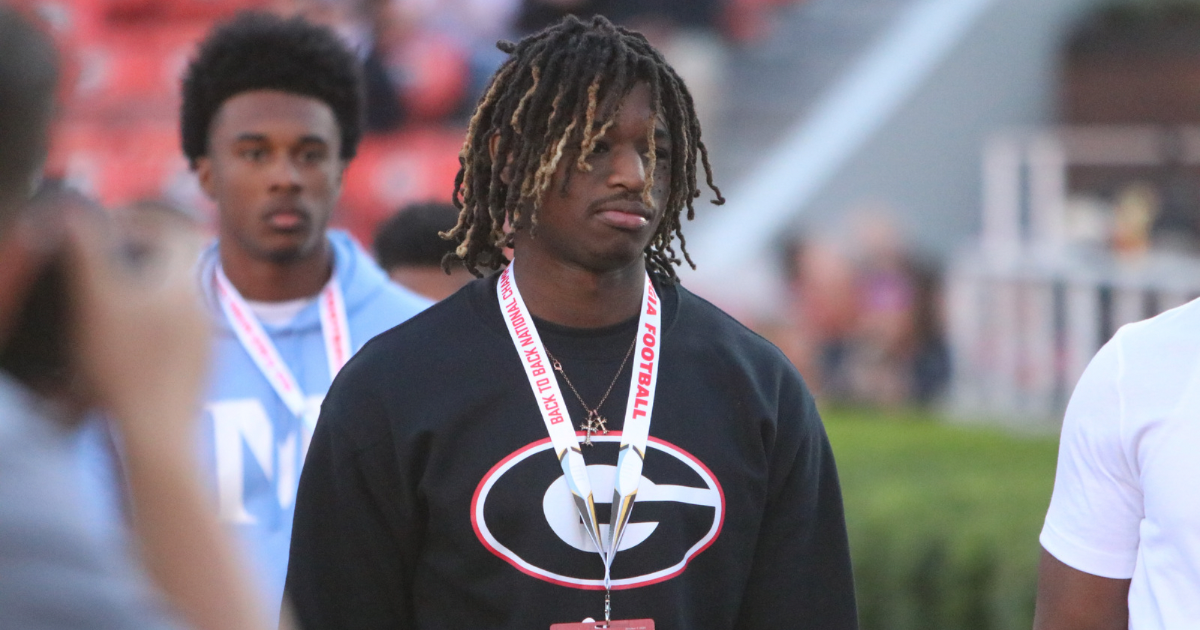 LOOK: Prospects enter stadium for Georgia vs Kentucky