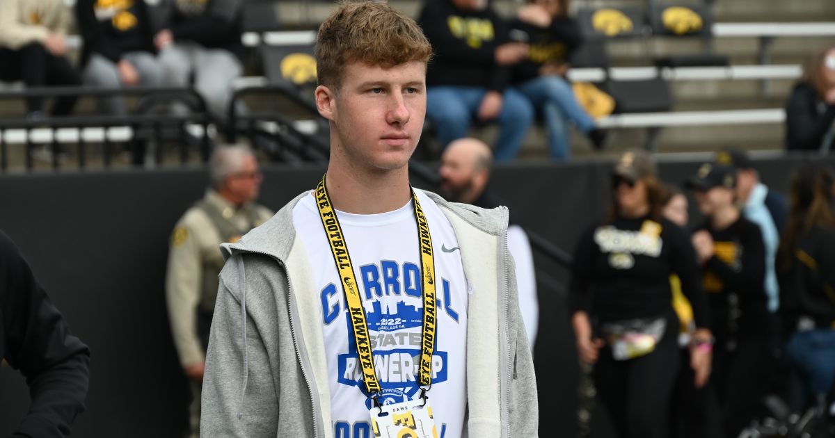 Sullivan adds Iowa Hawkeyes offer
