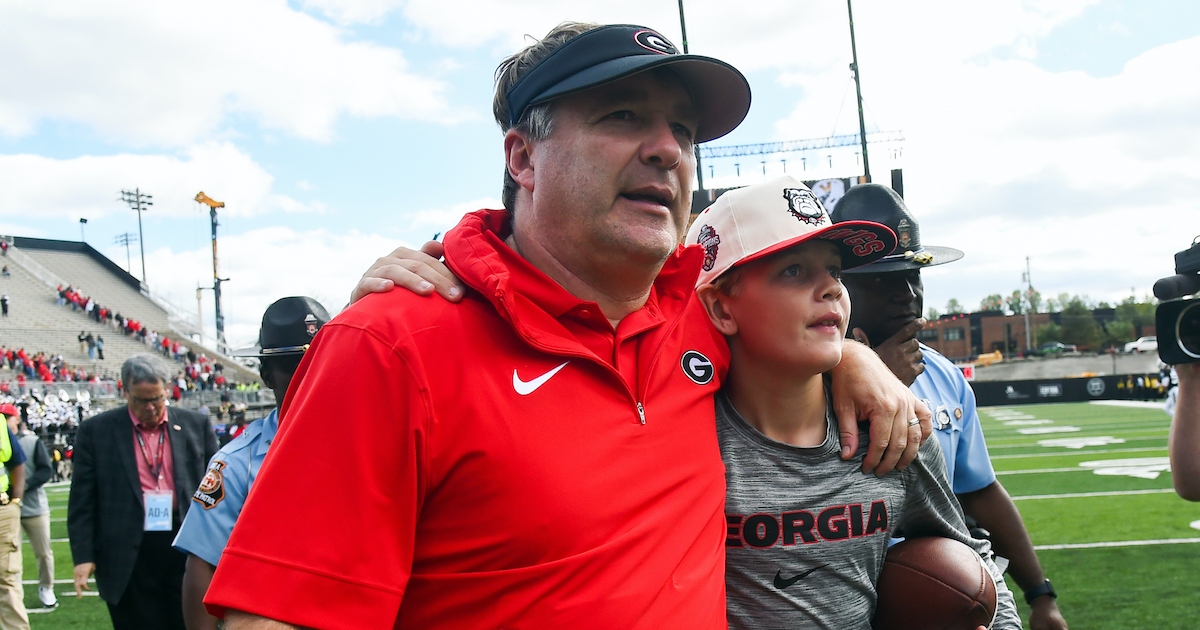 Andrew Smart, son of Georgia coach Kirby, hits home run in LLWS ...