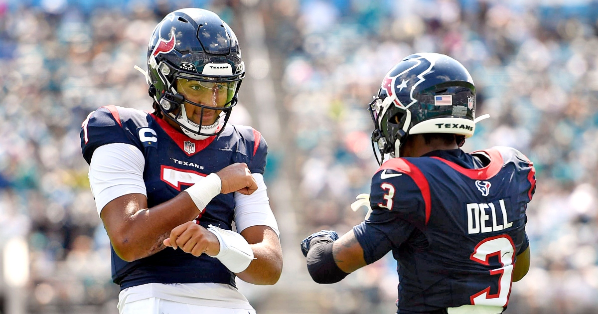 CJ Stroud has special handshakes with Texans teammates to build chemistry